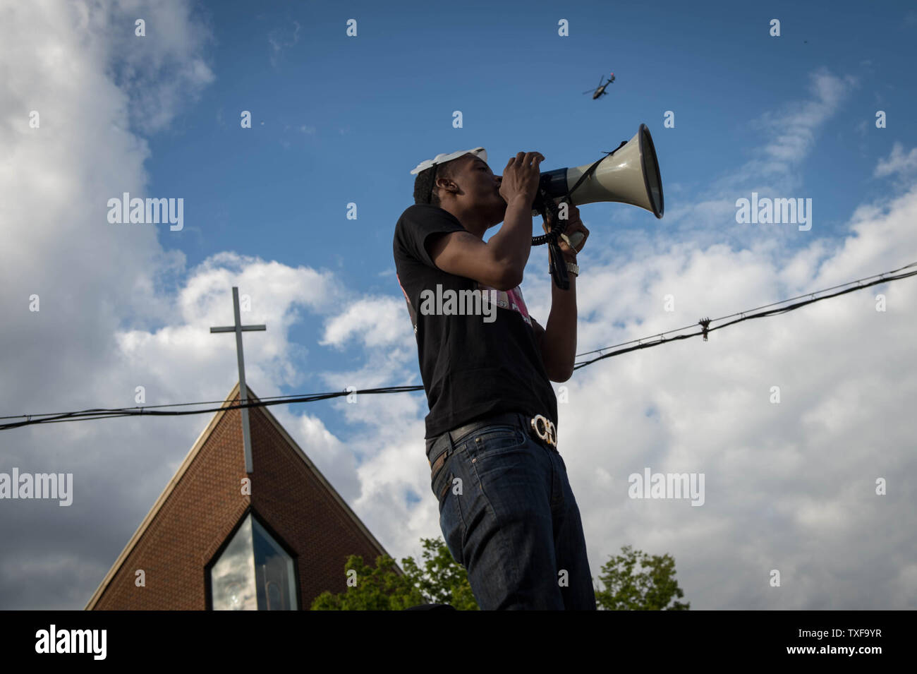 Arresting cord hi-res stock photography and images - Alamy