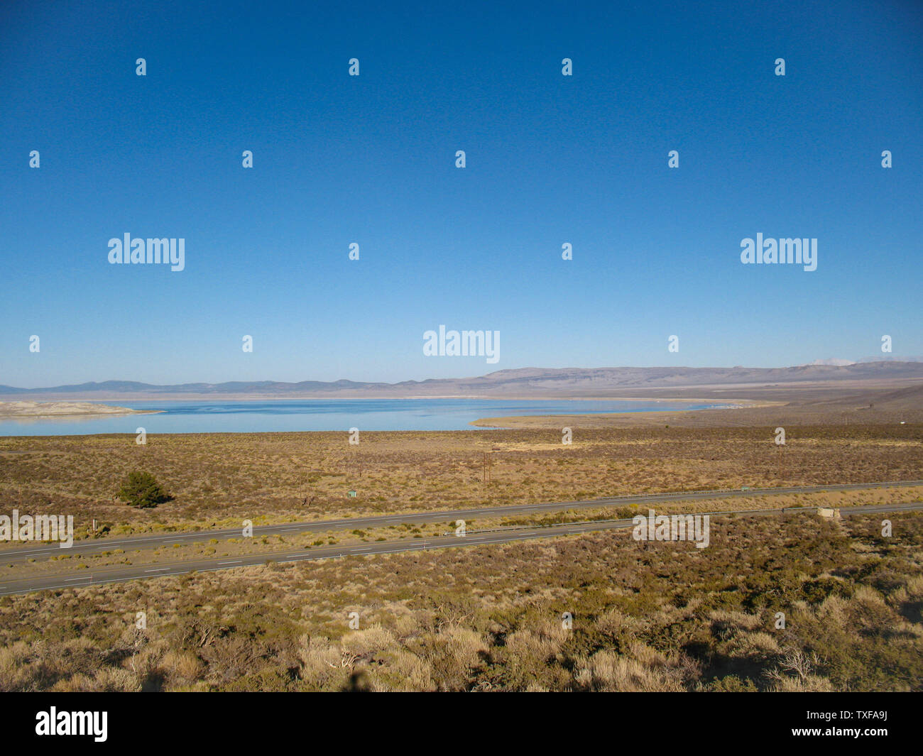 Mono lake view hi-res stock photography and images - Alamy