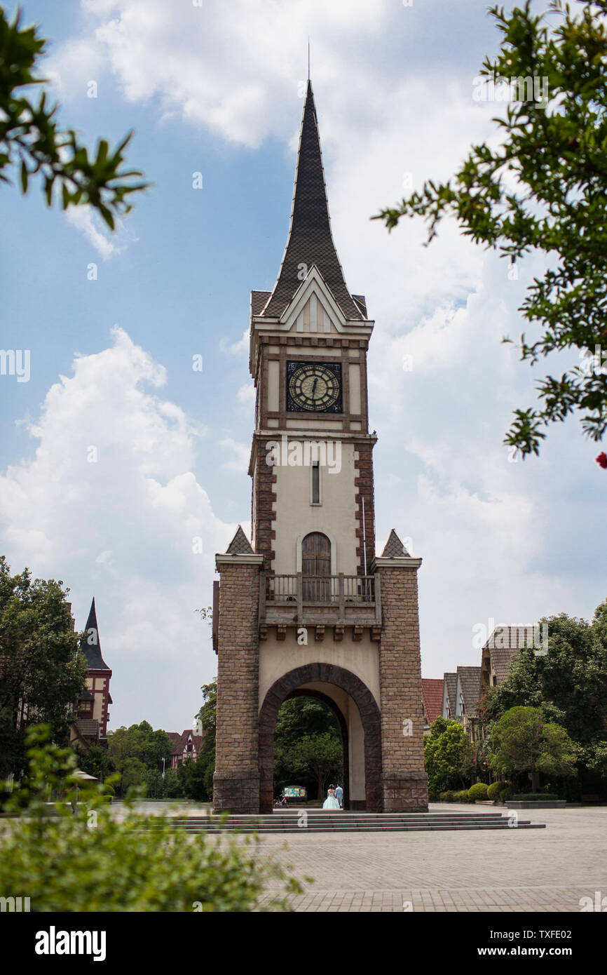 Ancient high rise building gothic architecture hi-res stock photography ...