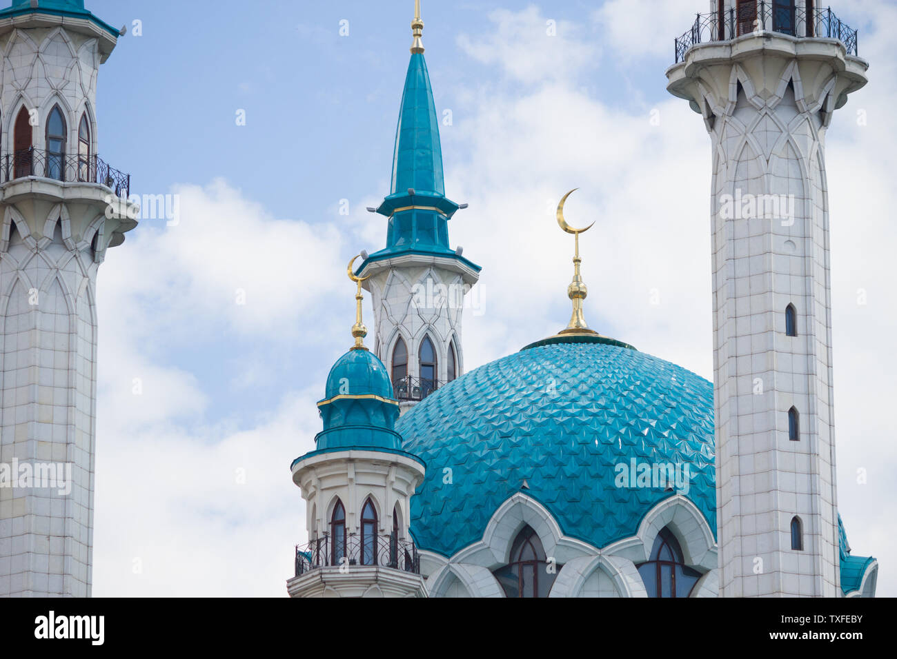 big beautiful mosque with blue roof Stock Photo - Alamy