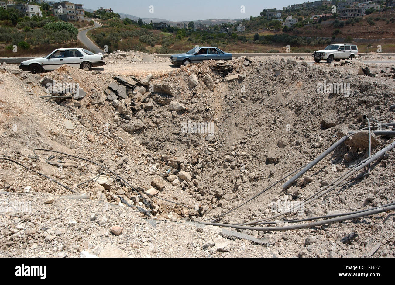 Bombed bridges hi-res stock photography and images - Alamy