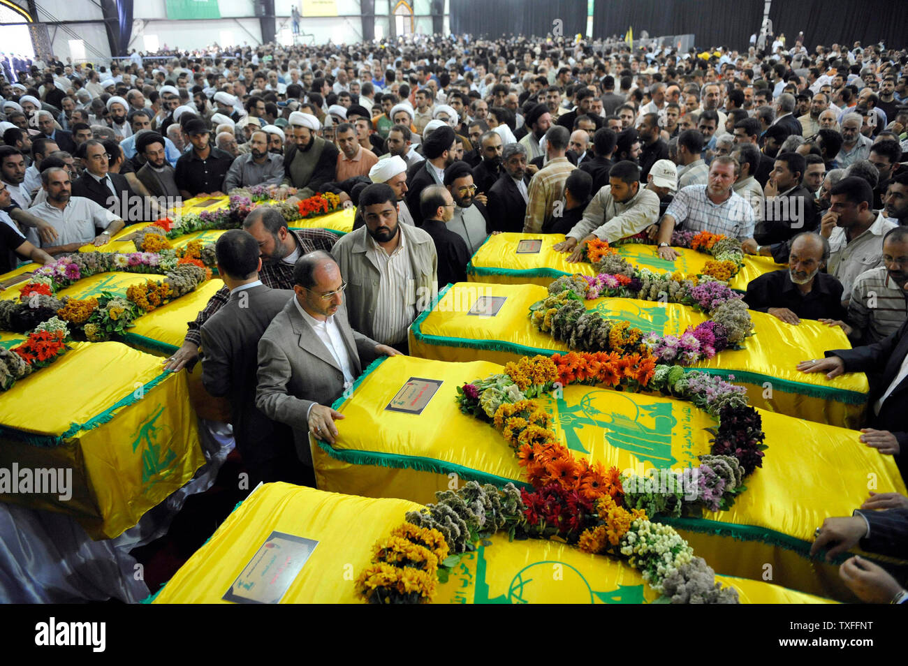 Five Dead Bodies High Resolution Stock Photography and Images - Alamy