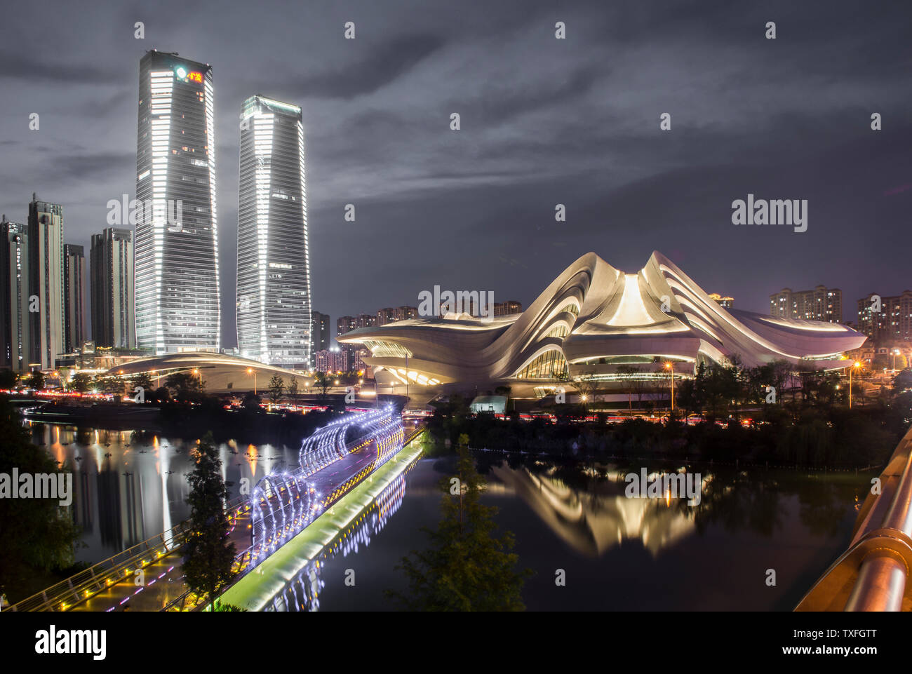 Mei mei hu hi-res stock photography and images - Alamy
