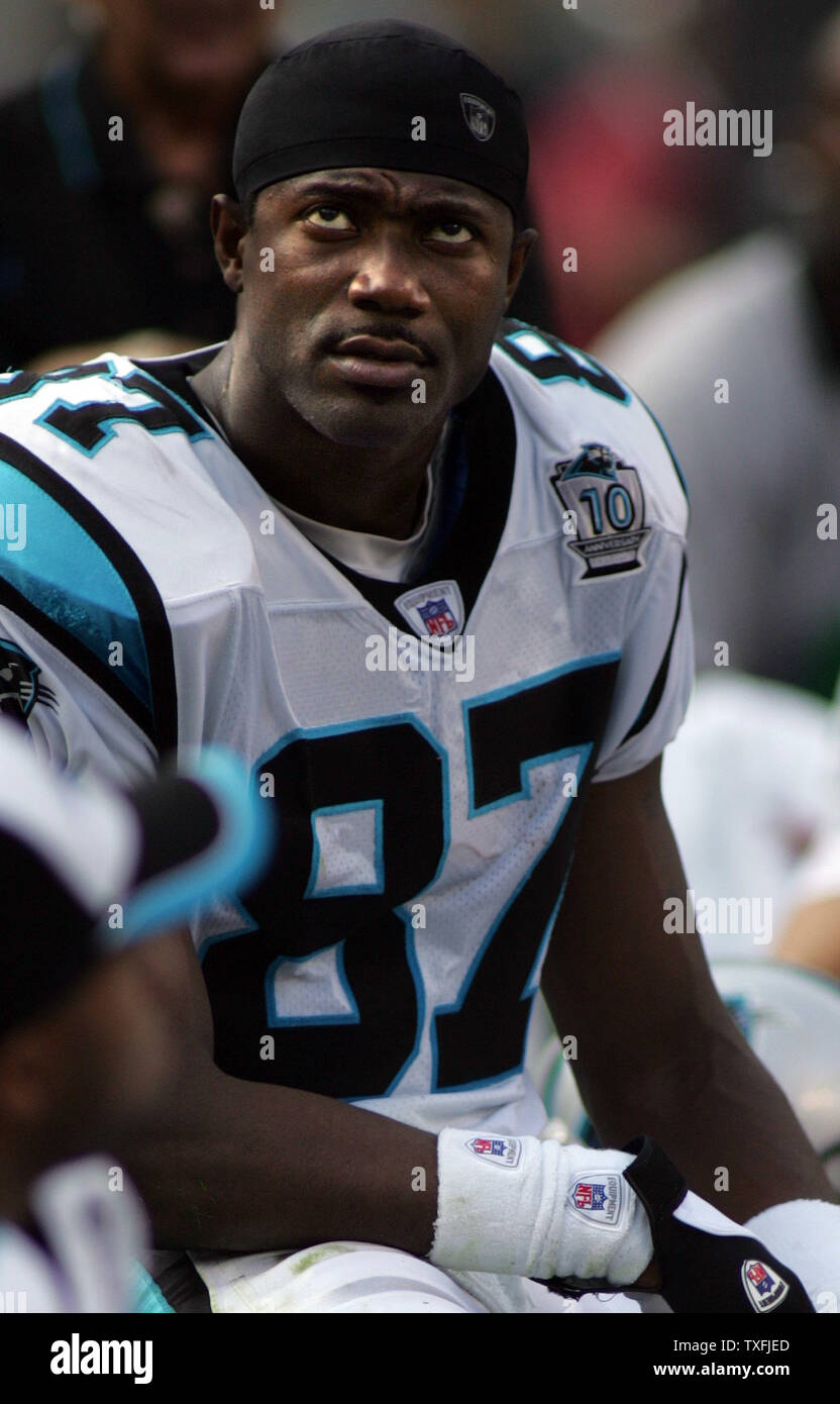 Nfl stadium big screen hi-res stock photography and images - Alamy