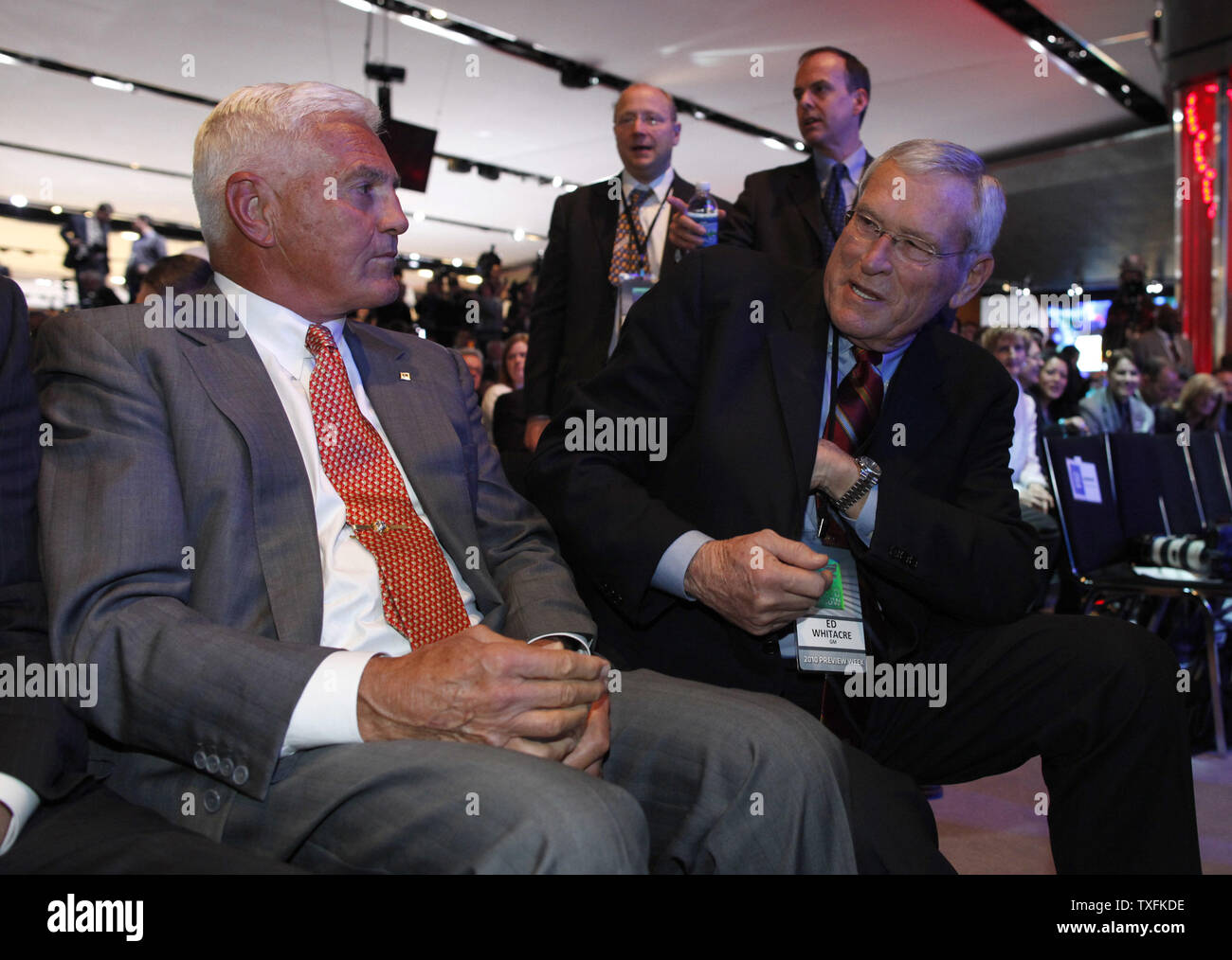 Bob Lutz (L), Vice Chairman of Global Product Development at General ...