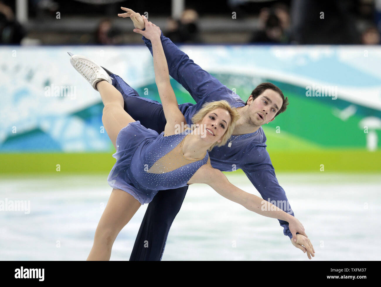 Yannick kocon nicole della monica hi-res stock photography and images - Alamy