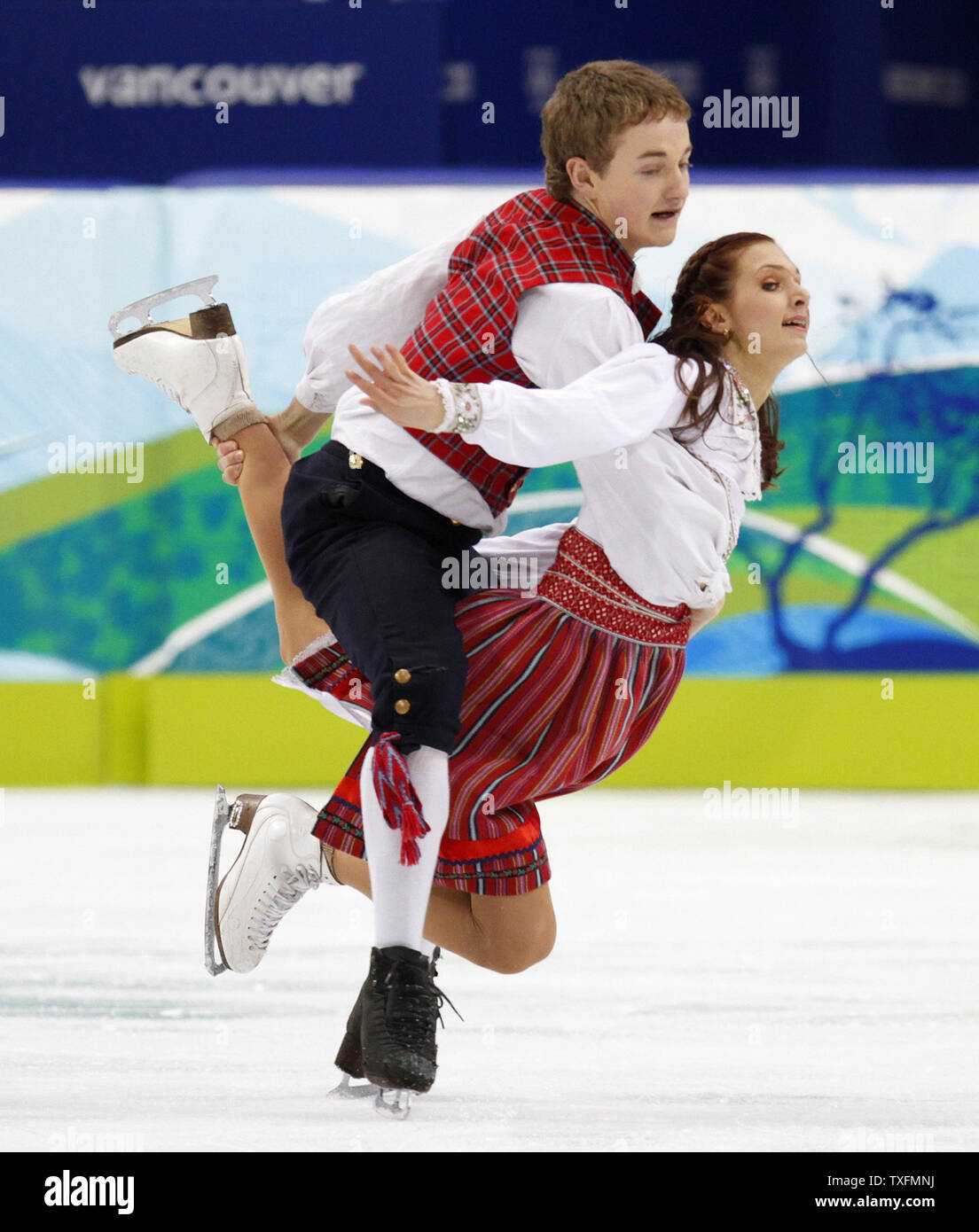 2010 olympics ice dancing hi-res stock photography and images - Alamy
