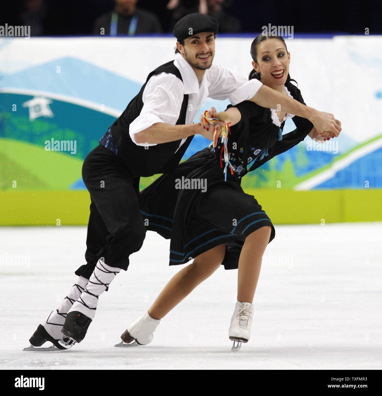 Federica Faiella (R) and Massimo Scali of Italy skate during their ...