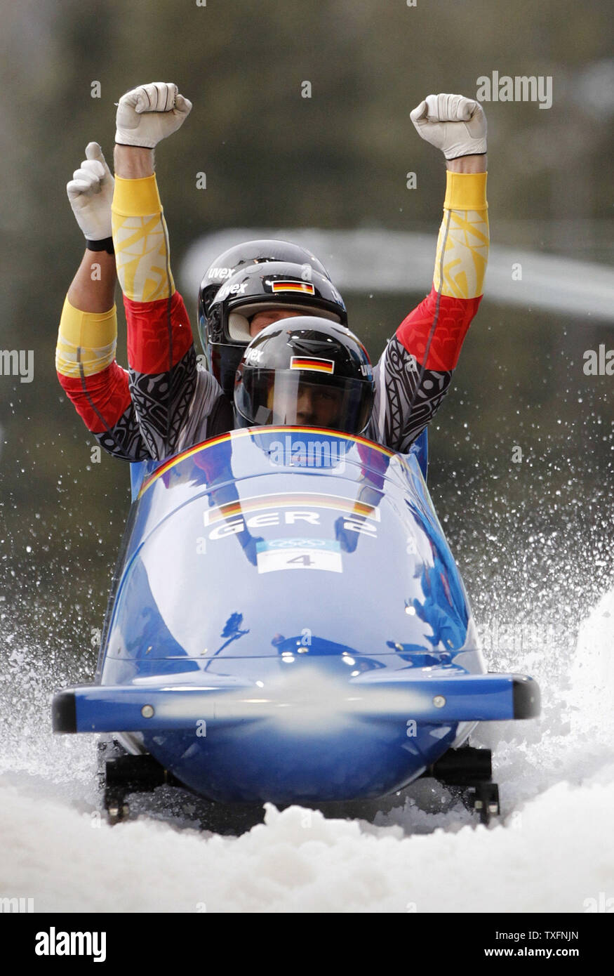Bobsleigh olympics whistler hi-res stock photography and images - Alamy