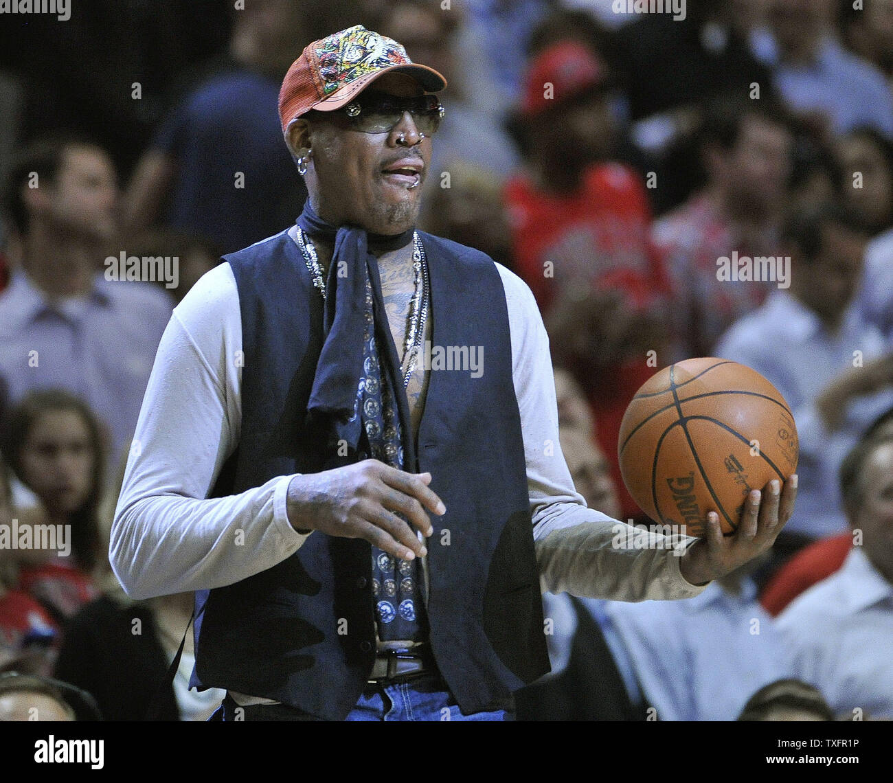 Dennis rodman bulls hi-res stock photography and images - Alamy
