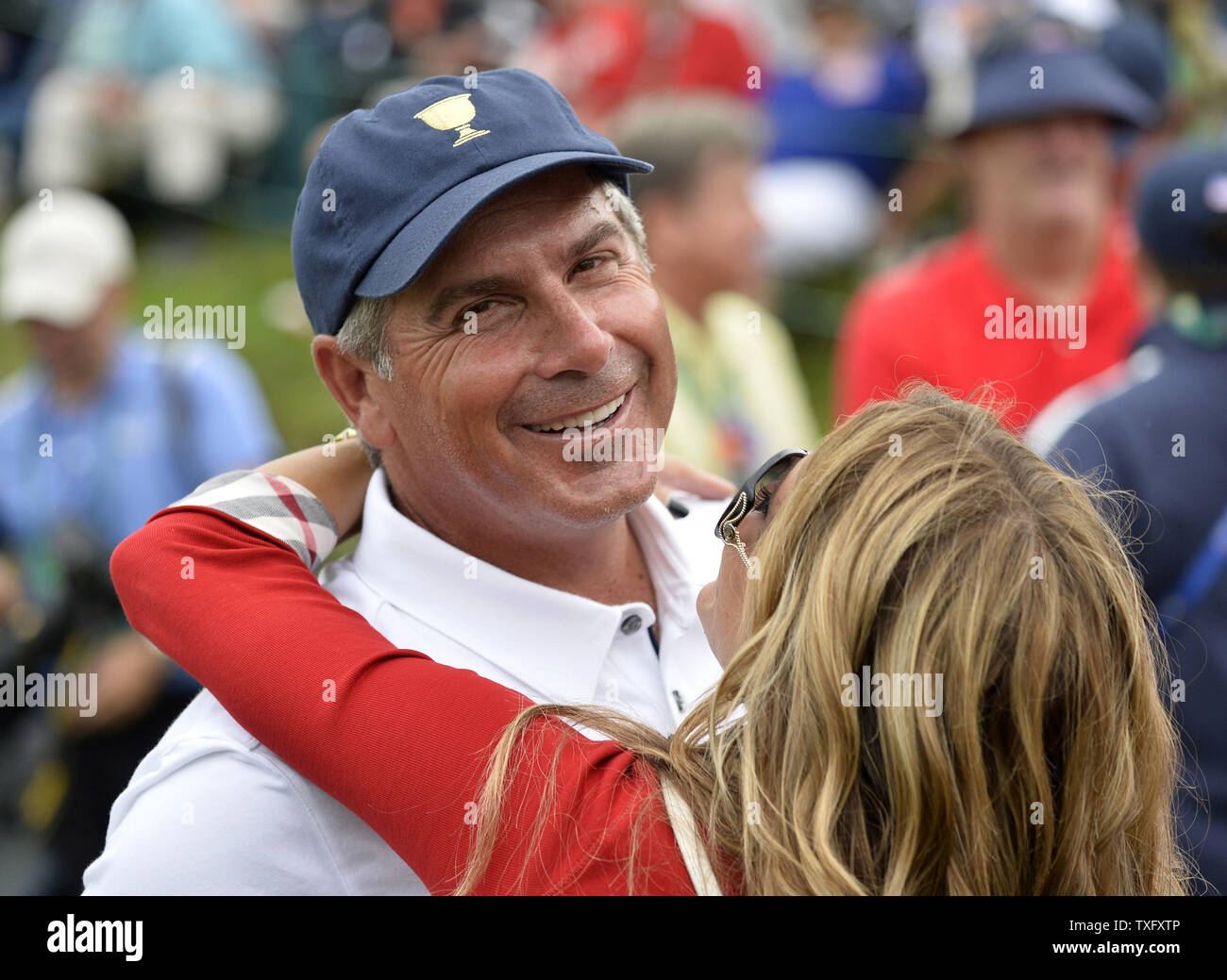 Team hug victory hi-res stock photography and images - Alamy