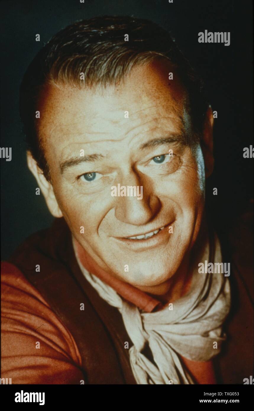 Rio Bravo Year : 1959 USA Director : Howard Hawks John Wayne Stock ...