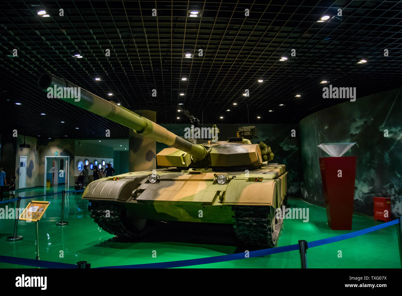 Main battle tank Stock Photo - Alamy