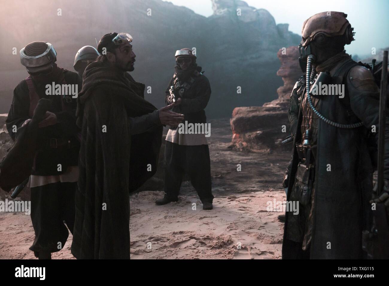 Star wars rebels 2016 hi-res stock photography and images - Alamy