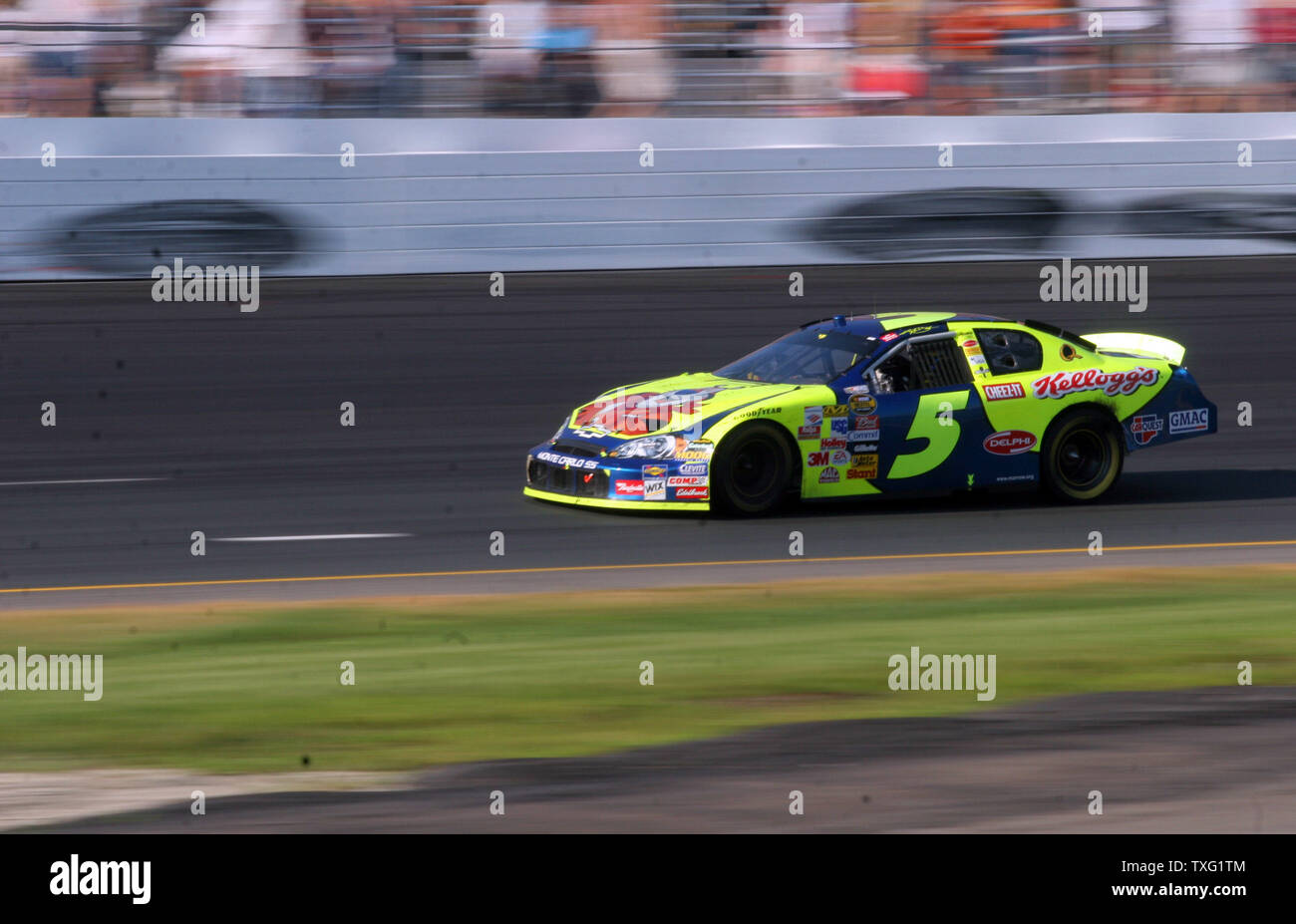 Kyle busch 2006 hi-res stock photography and images - Alamy