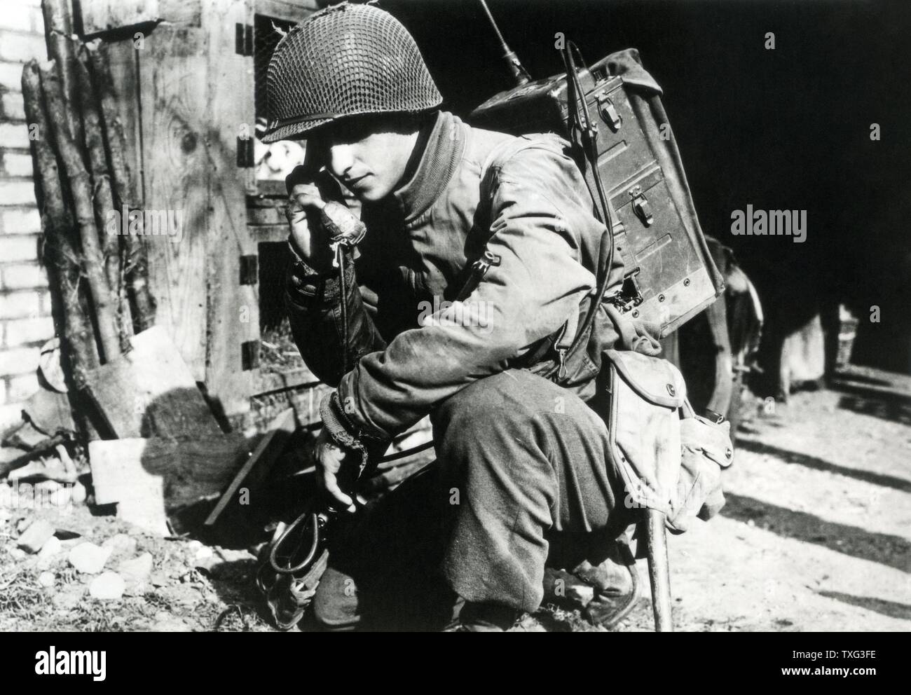 Soldier field phone hi-res stock photography and images - Alamy