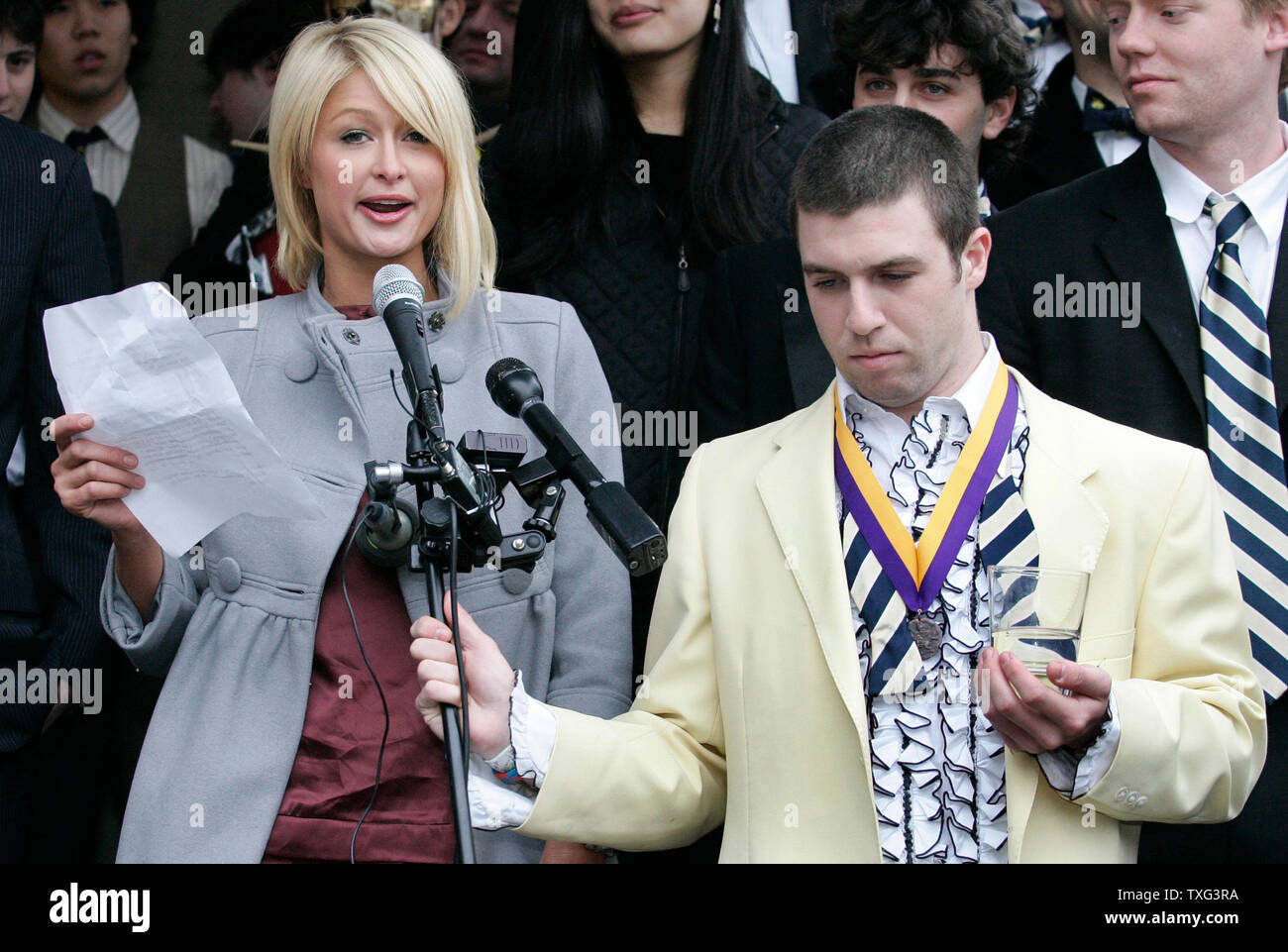 Paris Hilton addresses the crowd before she was presented with the ...