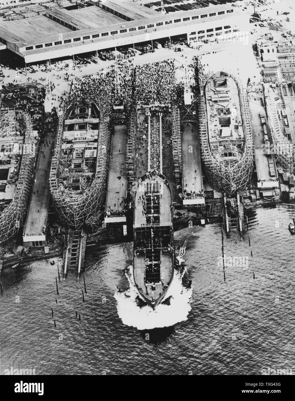 Aerial view us navy yard hi-res stock photography and images - Alamy