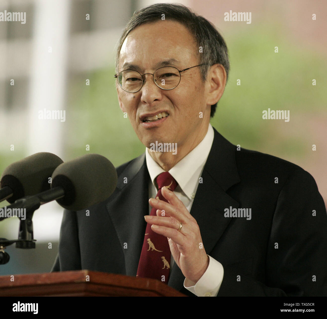 Dr Steven Chu Secretary Energy High Resolution Stock Photography and ...