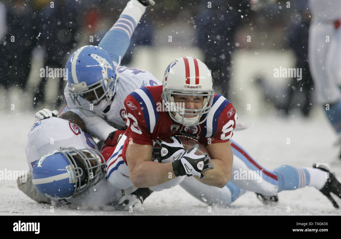 Keith bulluck tennessee titans hi-res stock photography and images - Alamy