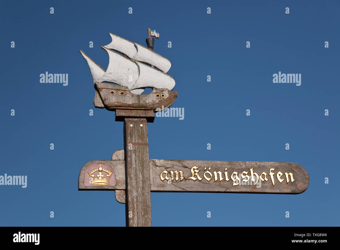 Maritime guidepost hi-res stock photography and images - Alamy
