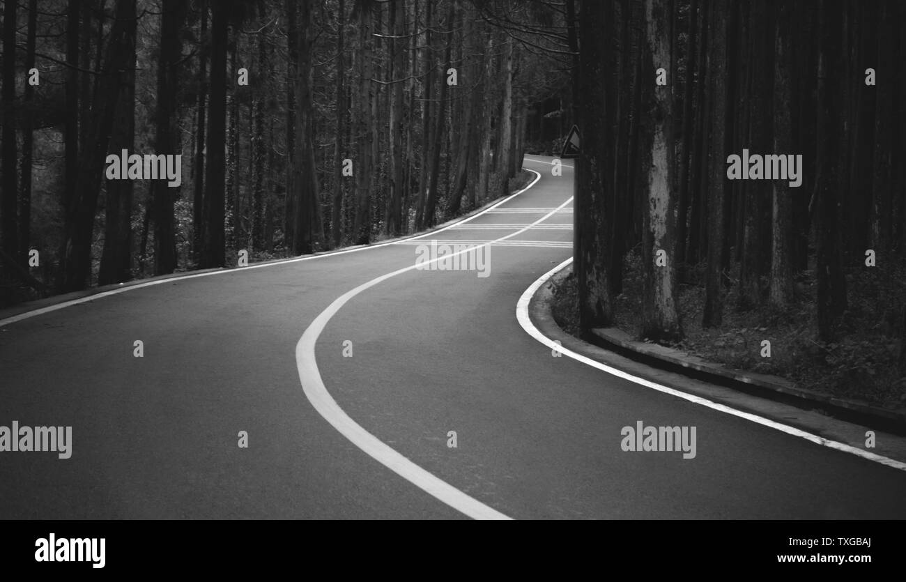 Black-and-white monochrome road in the mountains Stock Photo - Alamy
