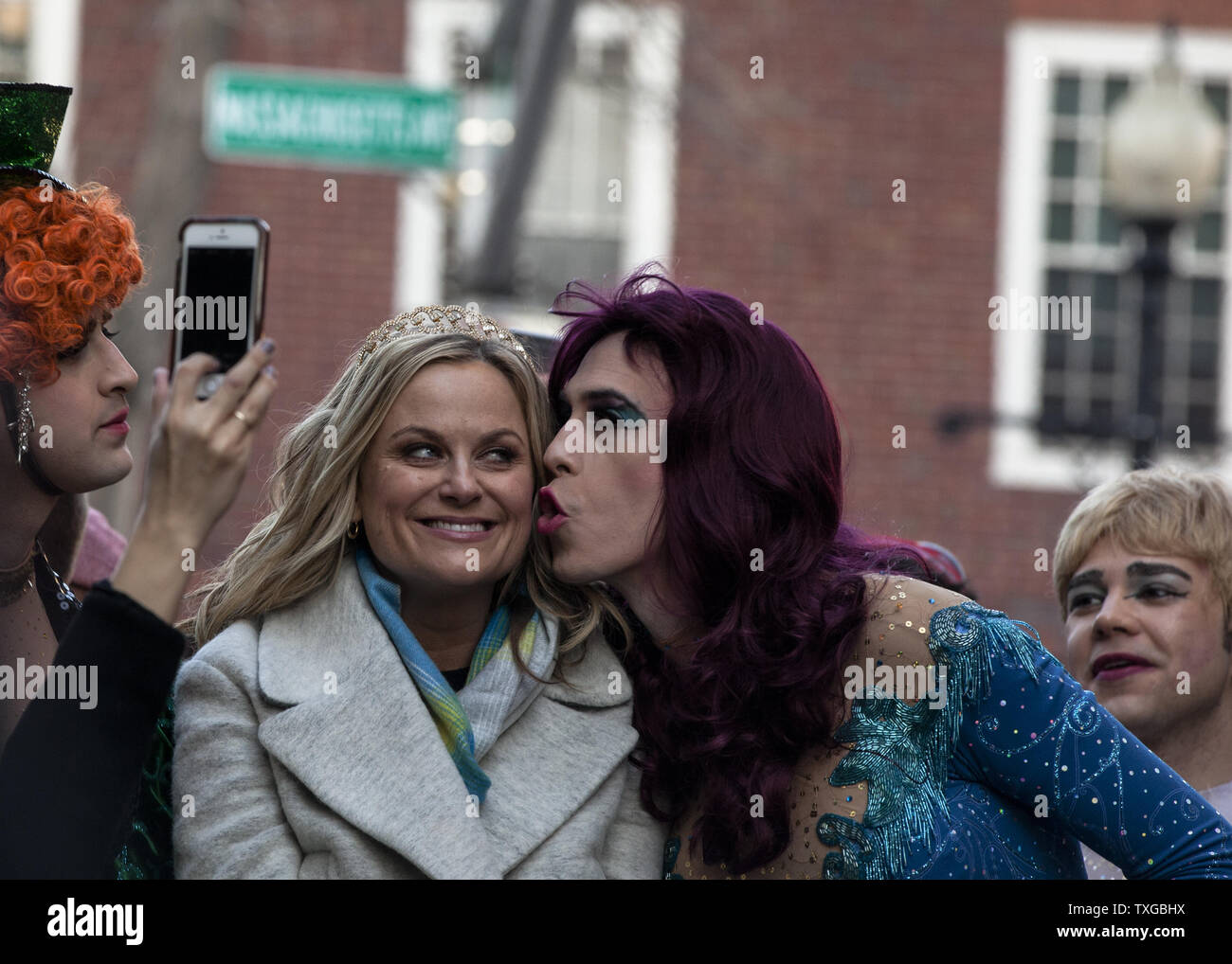 Hasty Pudding Theatricals 2015 Woman of the Year actress Amy Poehler ...