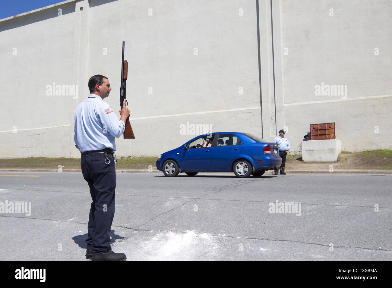 Two prison guards hi-res stock photography and images - Alamy