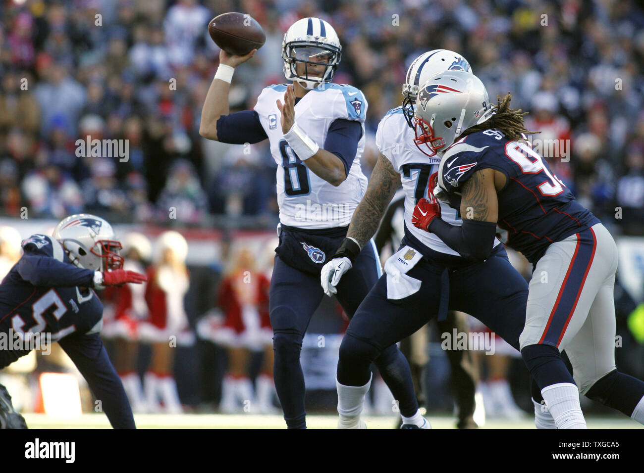 Tennesee Titans quarterback Marcus Mariota (8) throws a pass in the ...