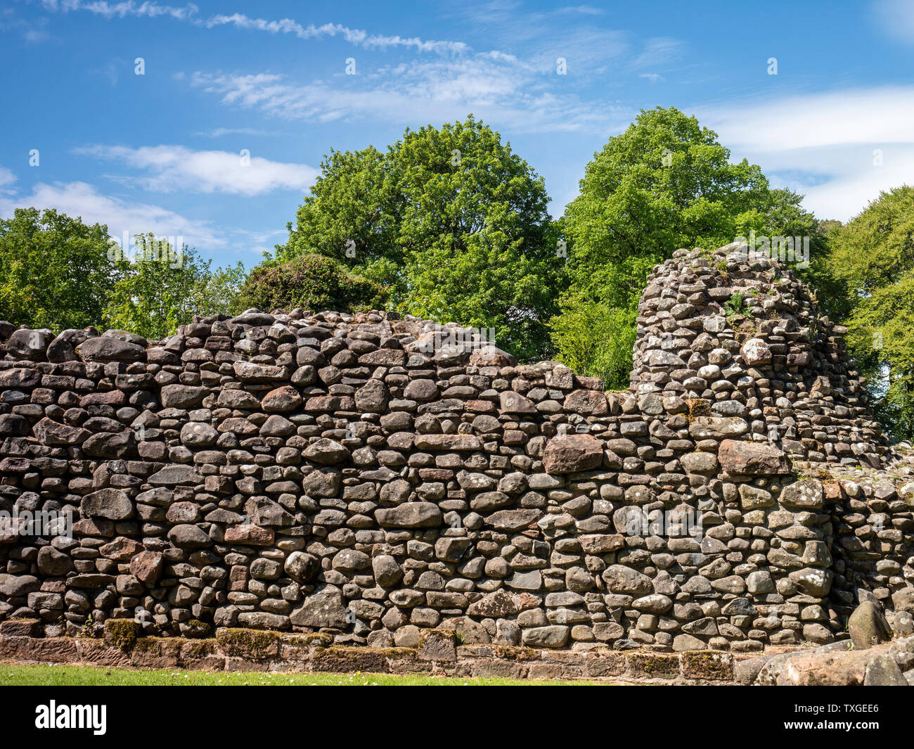 Lochmaben Castle High Resolution Stock Photography and Images - Alamy