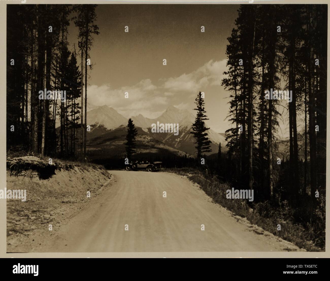 Banff windermere highway hi-res stock photography and images - Alamy