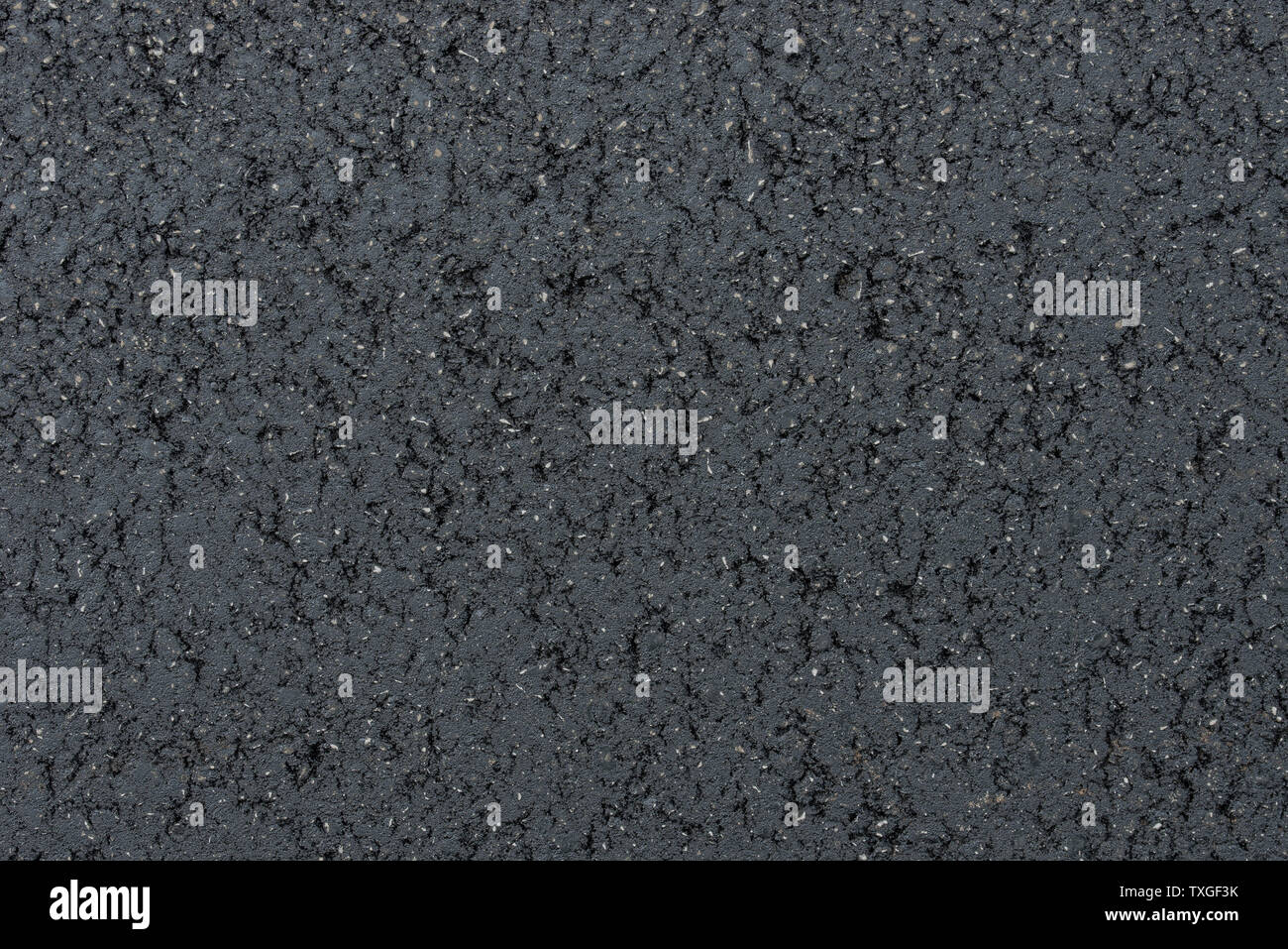 Bitumen to repair hi-res stock photography and images - Alamy