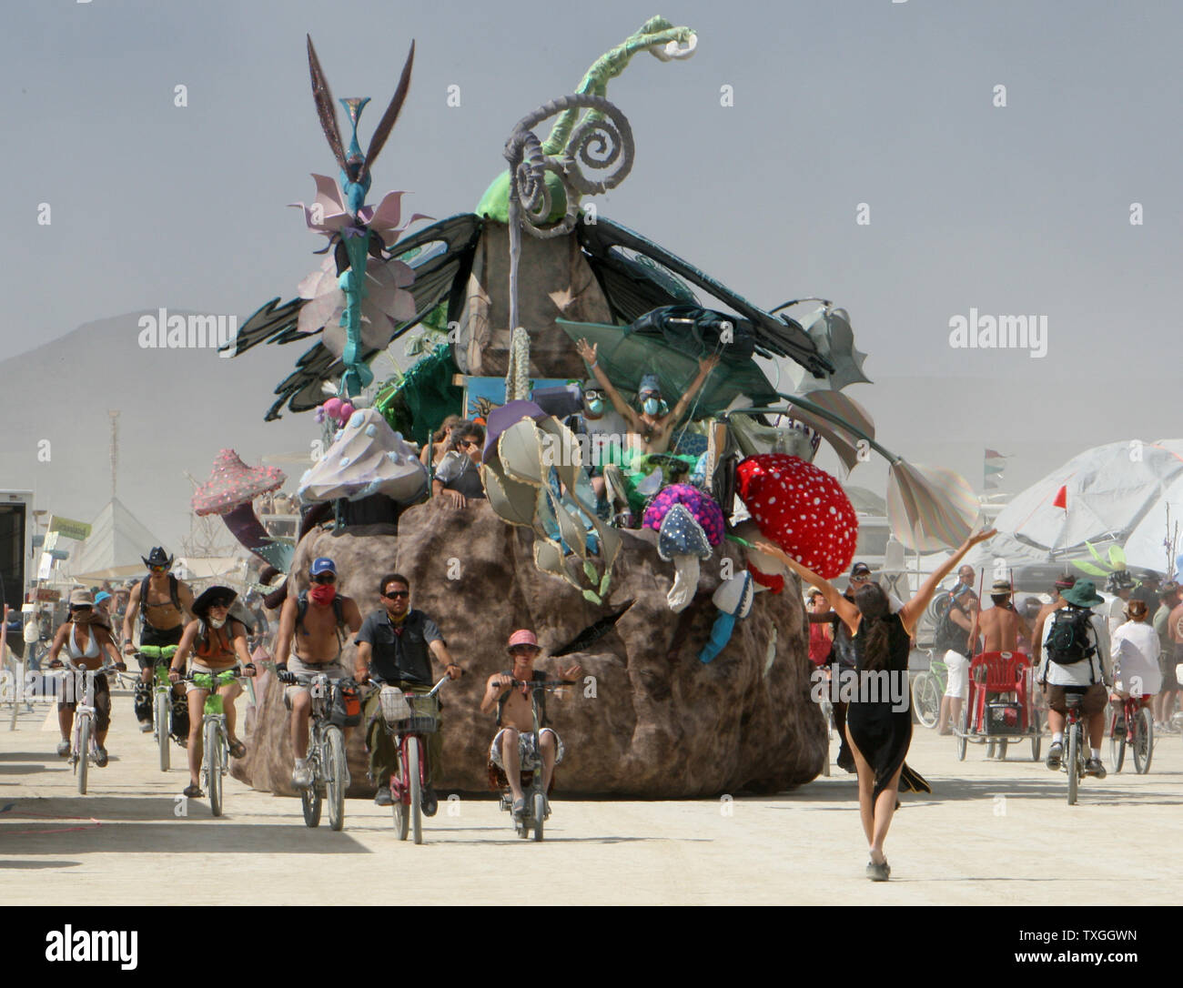 Burning man dust storm hi-res stock photography and images - Alamy