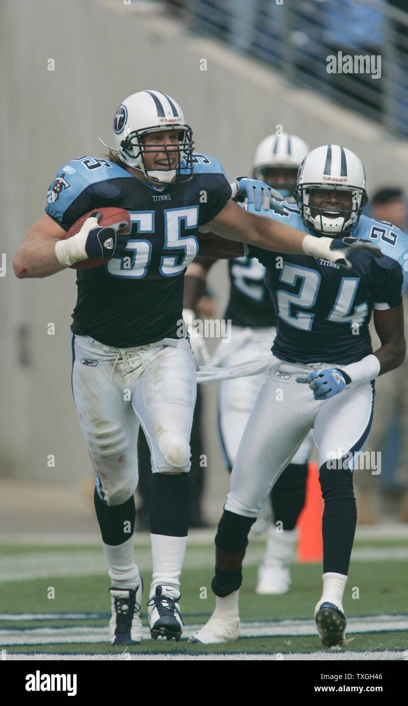 Tennessee Titans linebacker Brad Kassell (55) celebrates running an ...