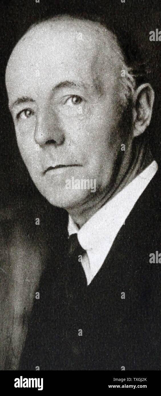 Runciman viscount hi-res stock photography and images - Alamy