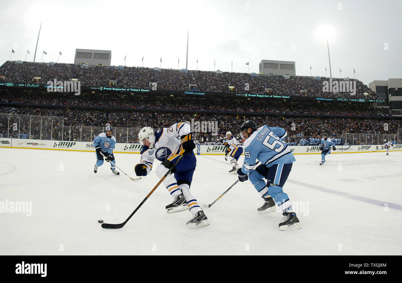 Buffalo Sabres left wing Thomas Vanek (26) skates in on goal while ...