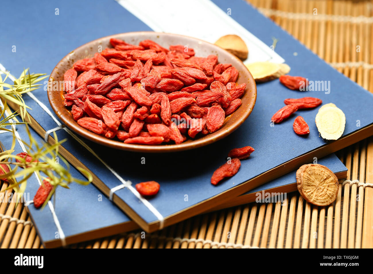 Chinese wolfberry hi-res stock photography and images - Alamy