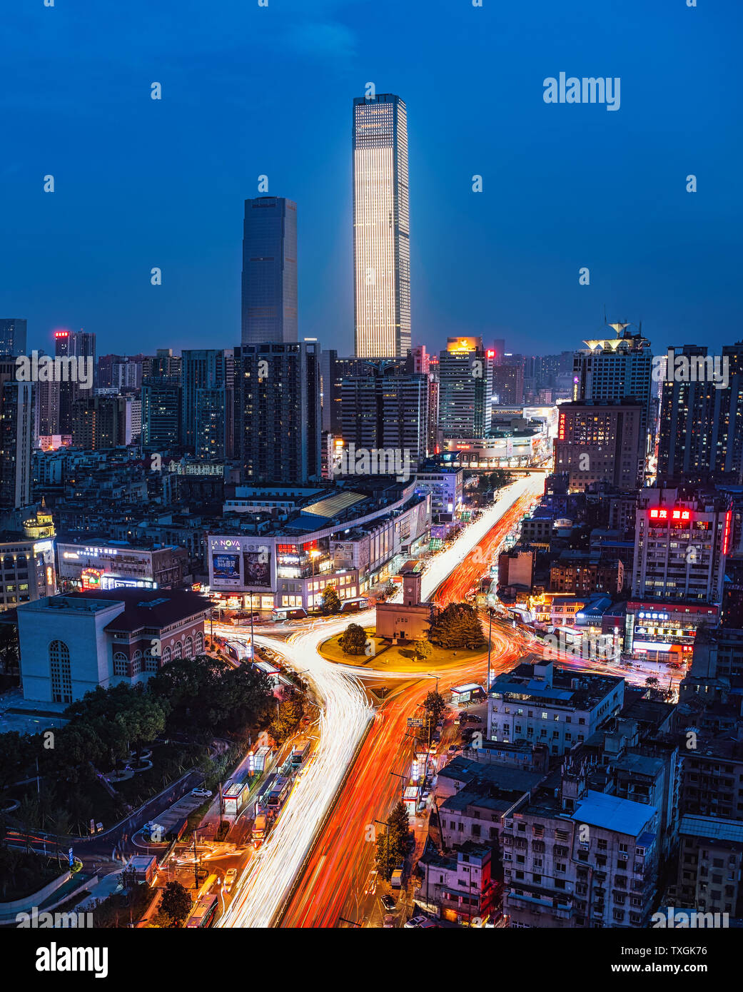 Tourism sky downtown evening city appearance hi-res stock photography ...