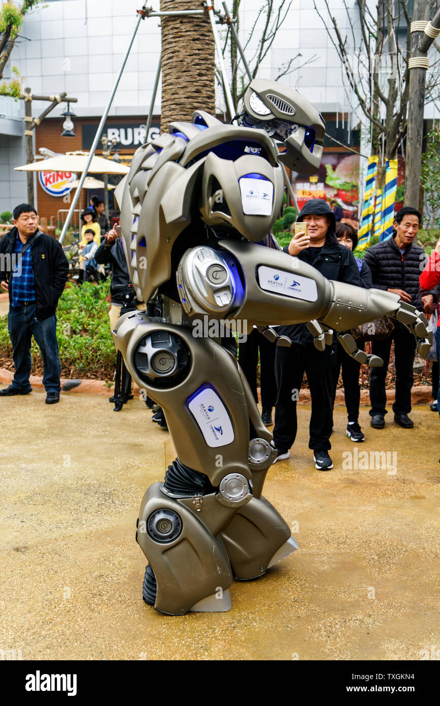 Shanghai Haichang Ocean Park Stock Photo - Alamy