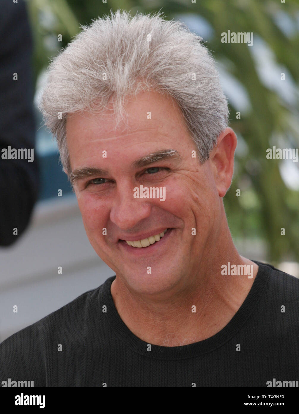 2001 cannes film festival hi-res stock photography and images - Alamy