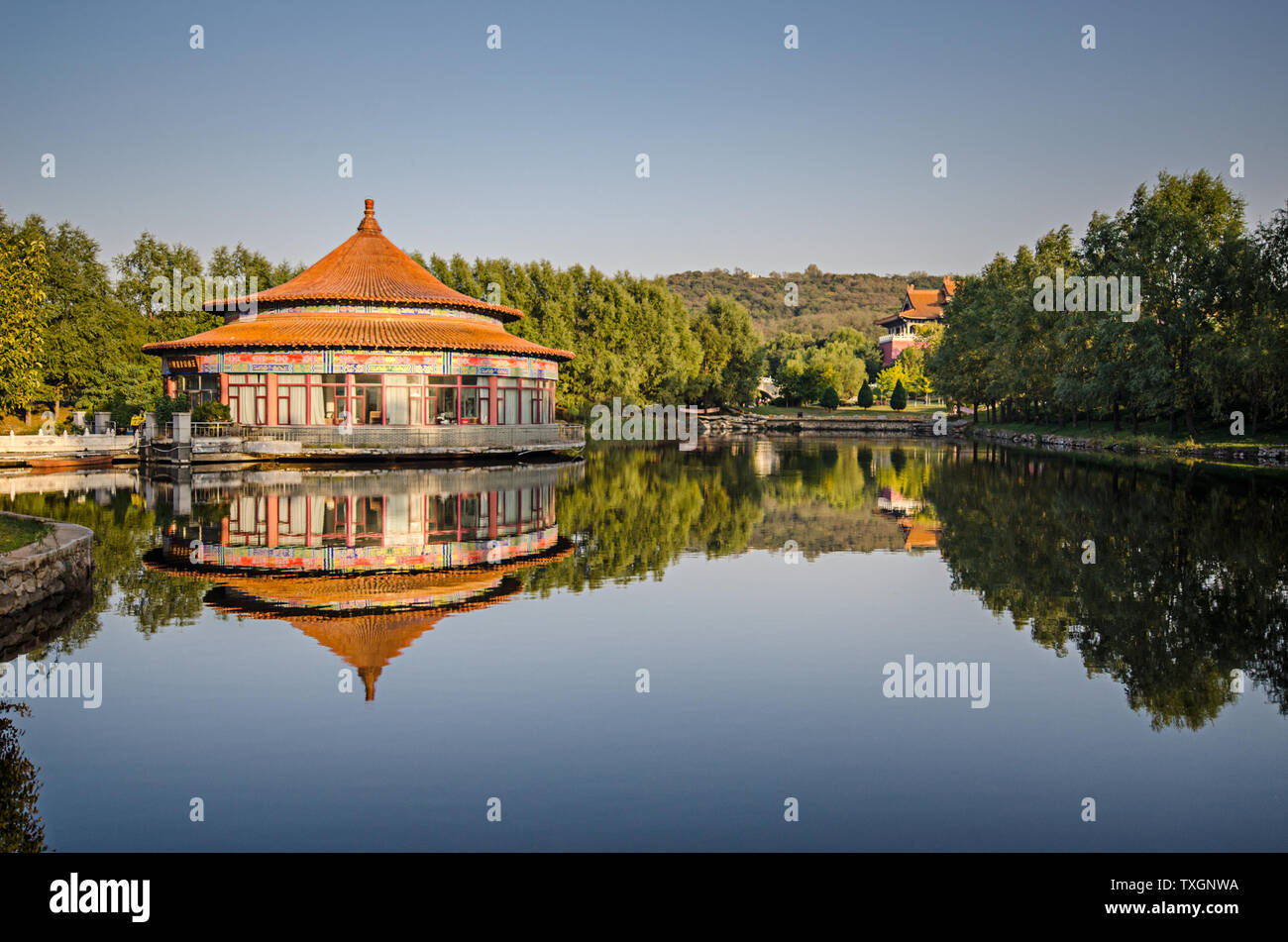 Jade buddha anshan hi-res stock photography and images - Alamy