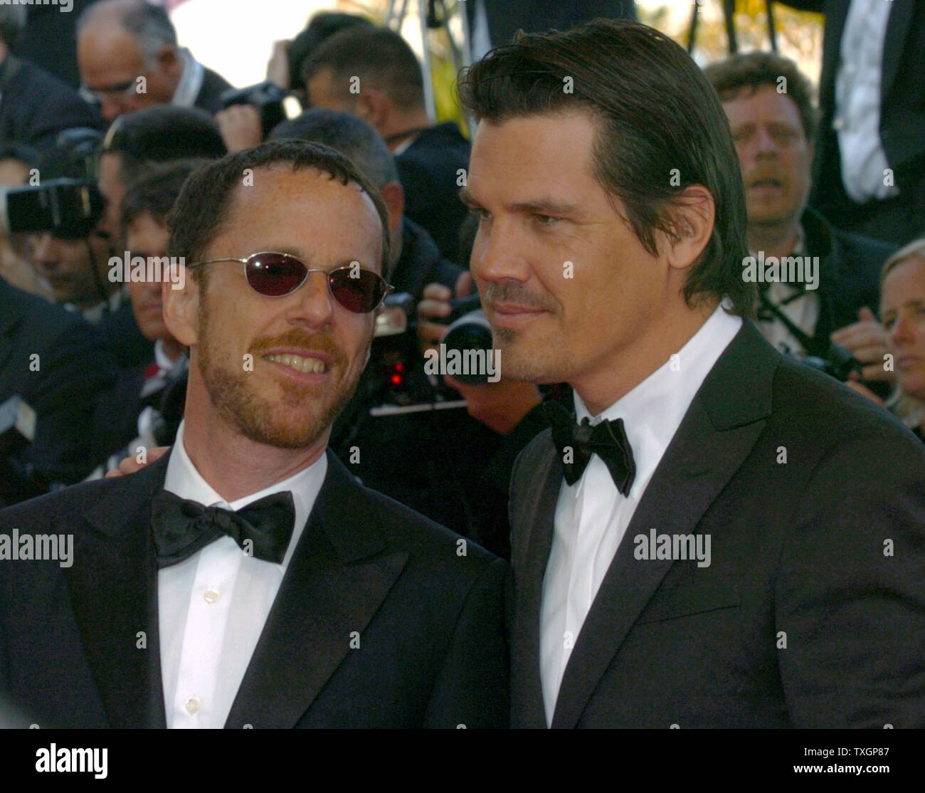 Director Ethan Coen and actor Josh Brolin arrive at the Palais des ...