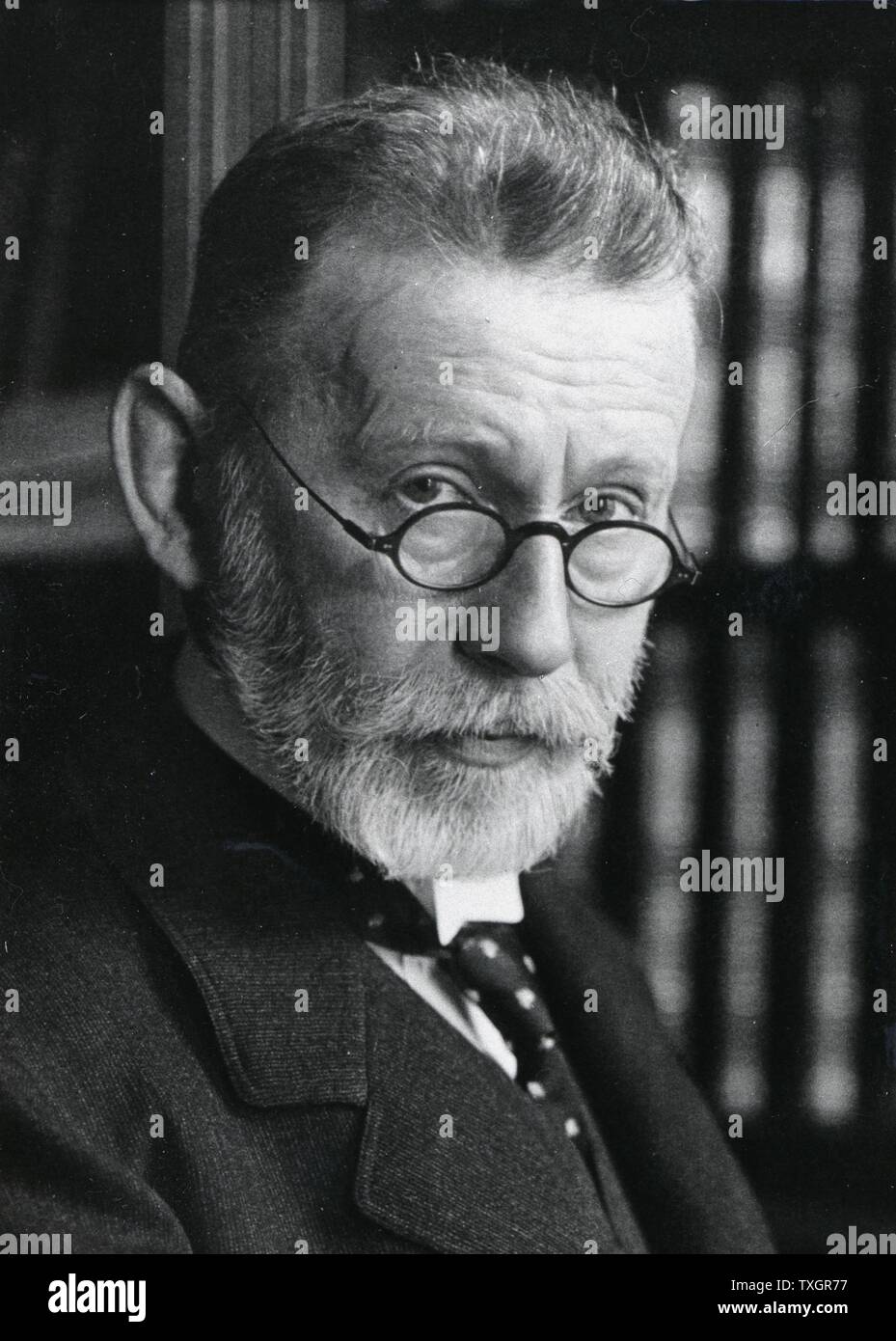 20th century bacteria body medicine intervention research hi-res stock ...