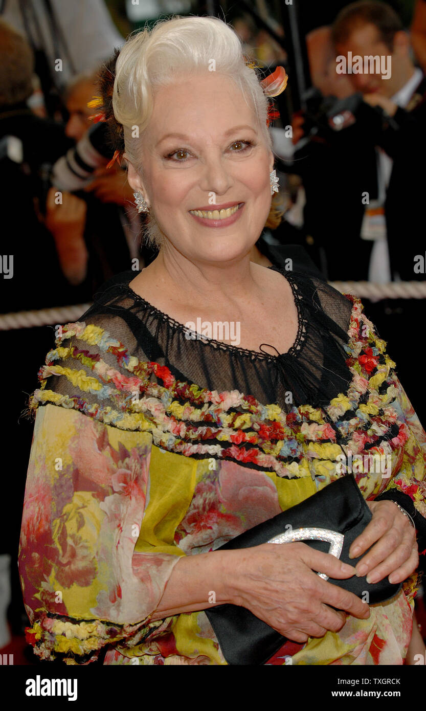 Bernadette lafont hi-res stock photography and images - Alamy