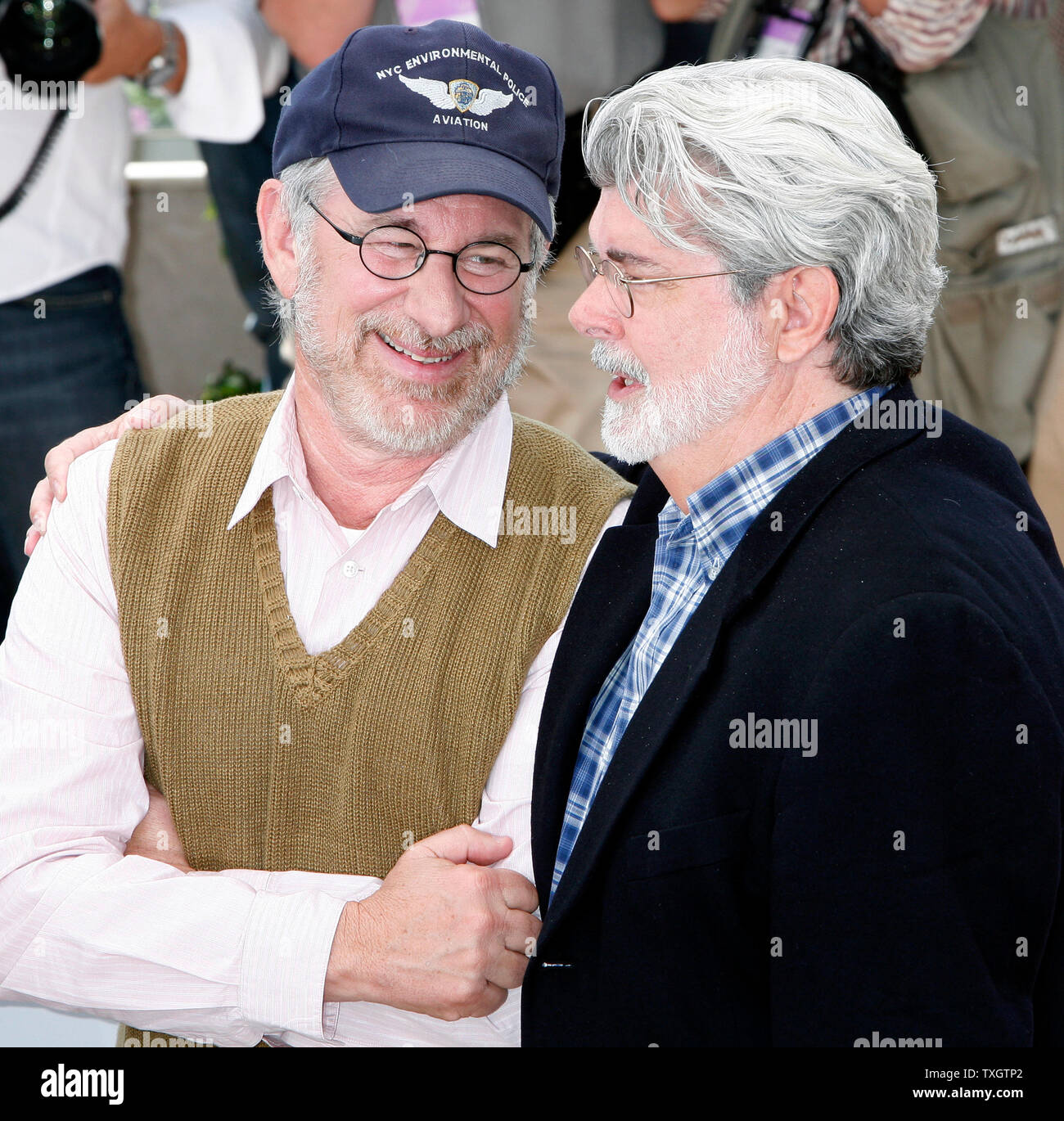 George lucas and steven spielberg hi-res stock photography and images ...