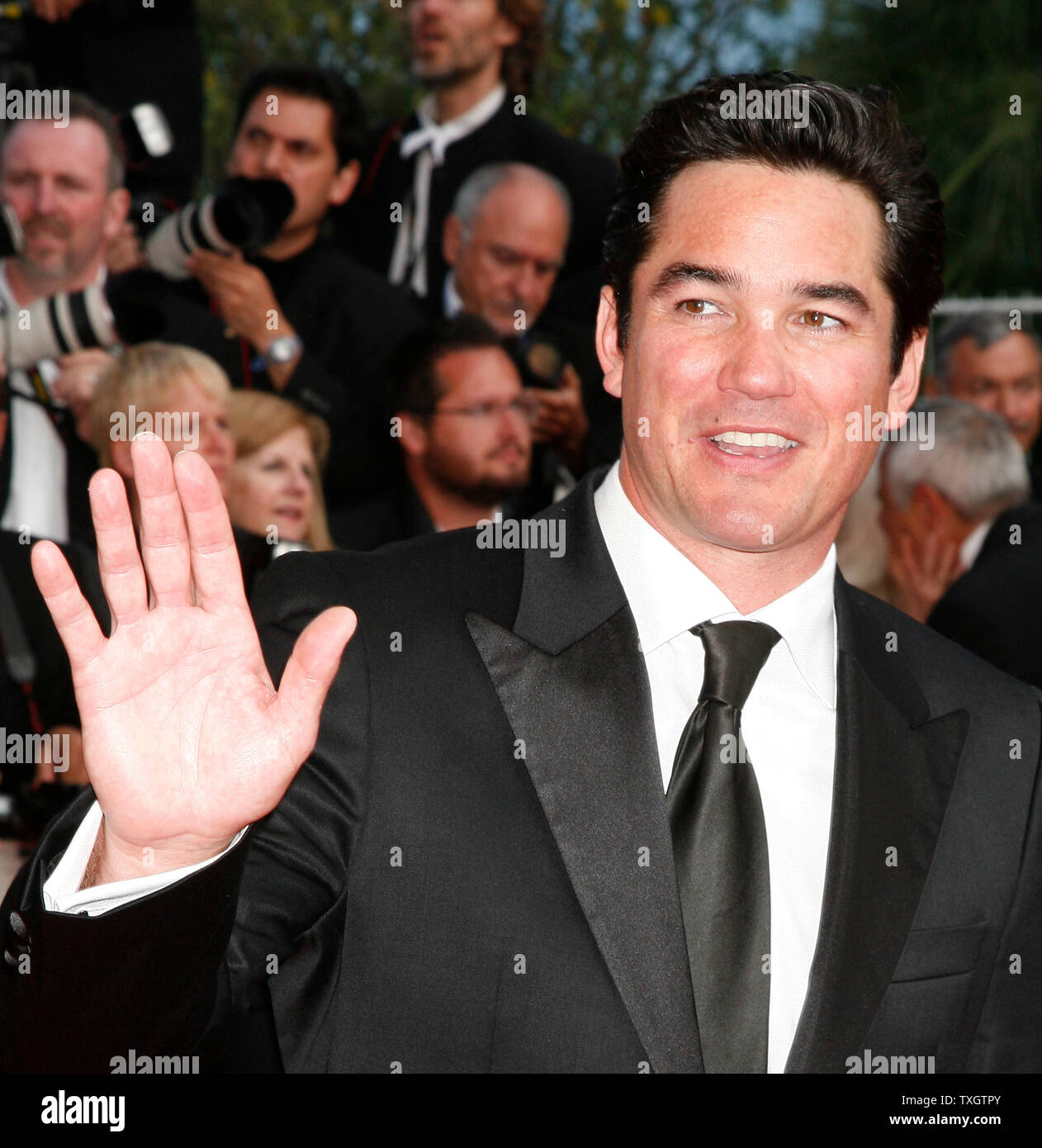 Actor Dean Cain arrives on the red carpet before the world premiere of ...
