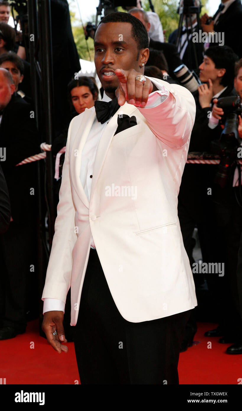 Rapper Sean Diddy Combs arrives on the red carpet before the world ...