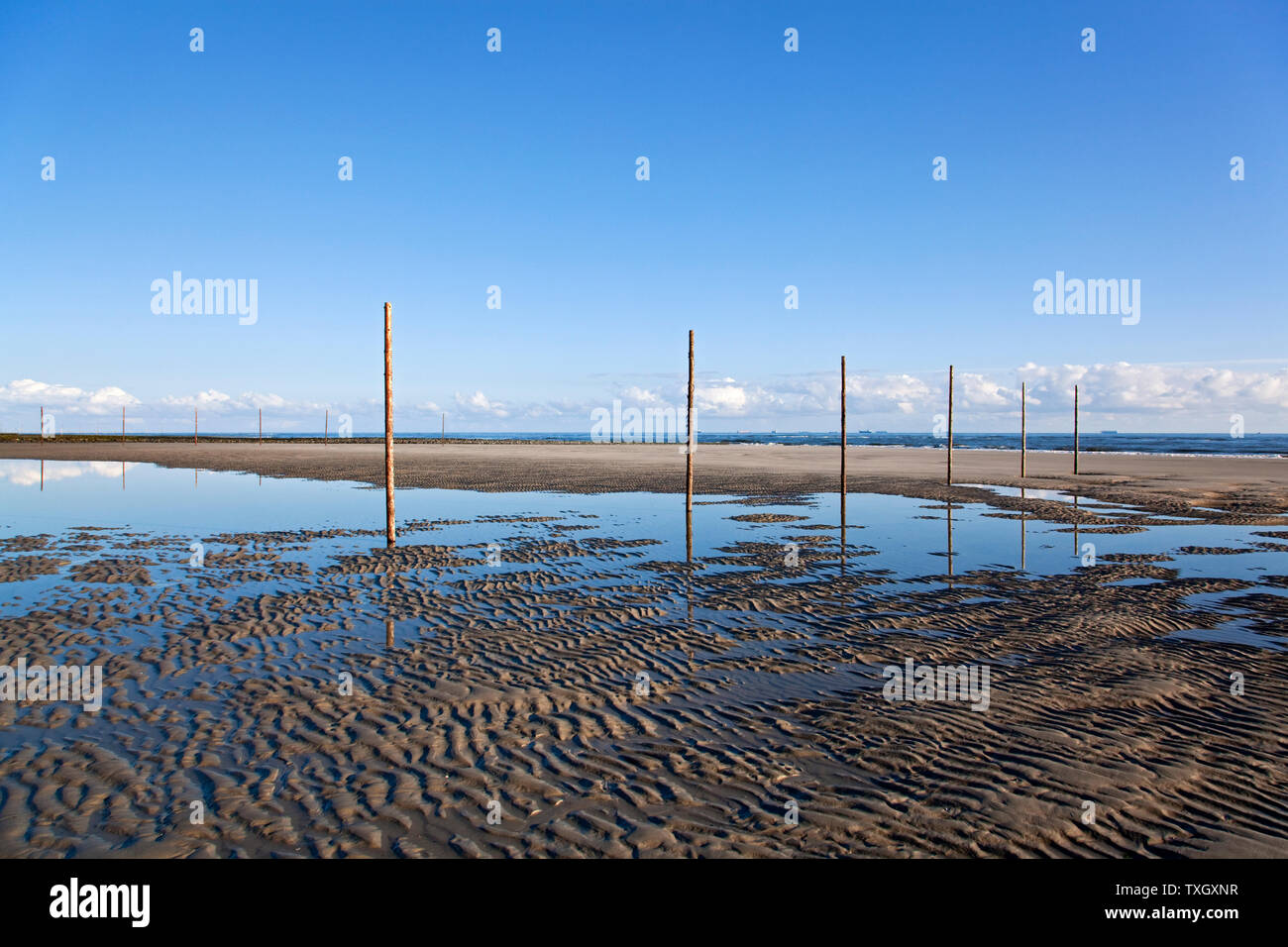 Tide markings hi-res stock photography and images - Alamy