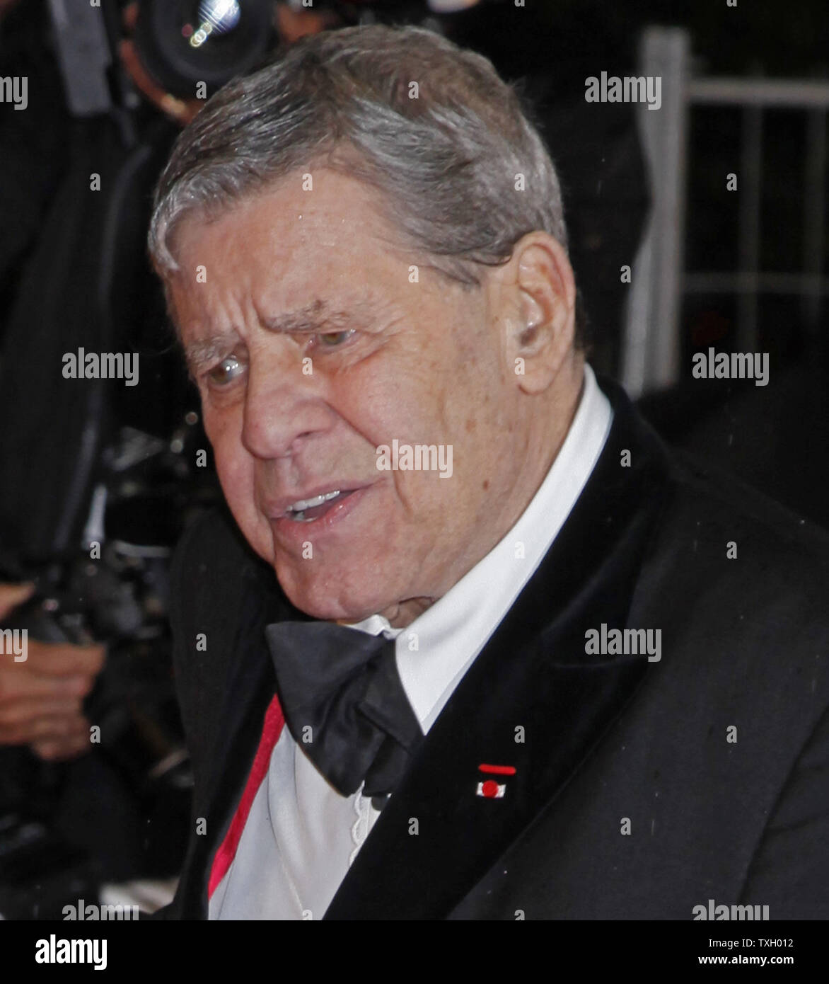 Actor Jerry Lewis arrives on the red carpet after a screening of the ...