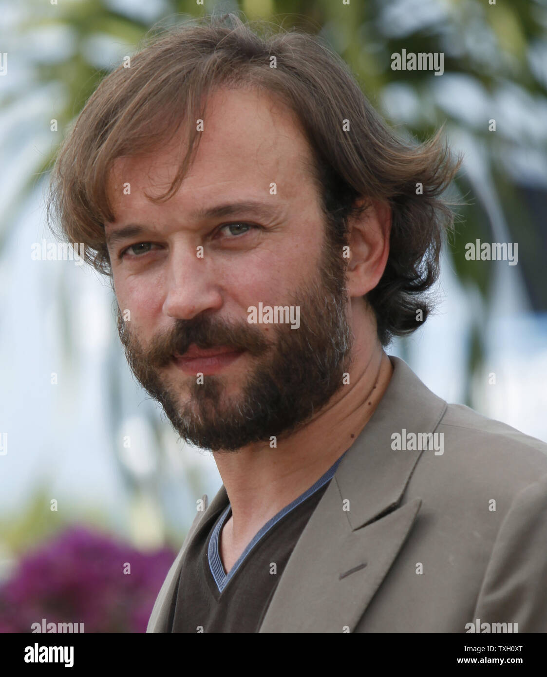 Actor Vincent Perez arrives at a photocall for the film "Demain des l ...